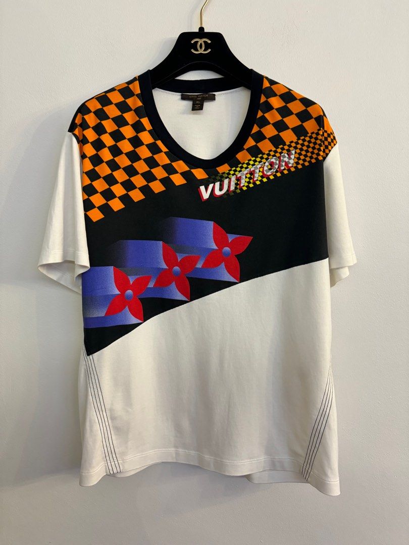 LOUIS VUITTON LV LOGO T-SHIRT, Luxury, Apparel on Carousell
