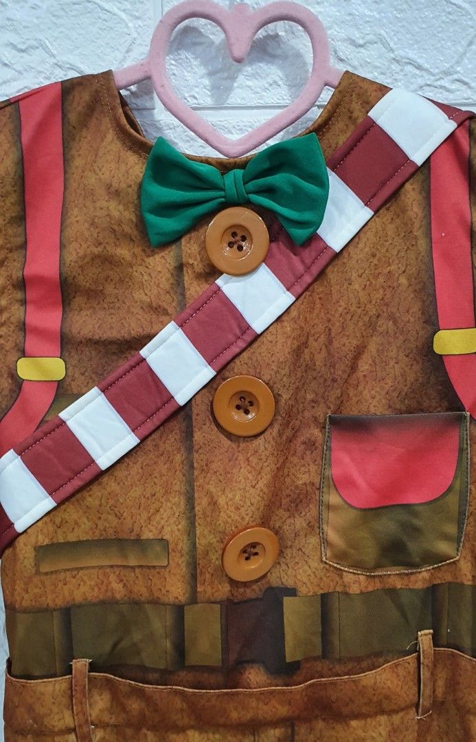 Merry marauder (gingerbread man) fortnite costume, Babies & Kids ...