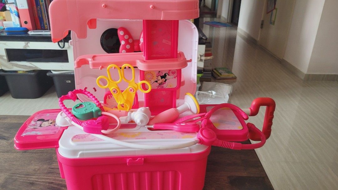 Minnie mouse doctor hospital set with trolley, Hobbies & Toys, Toys ...