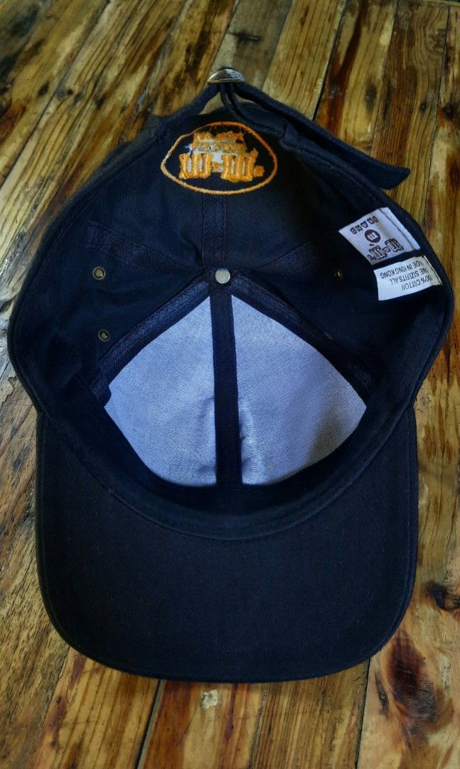 M&M's World Las Vegas Crispy The Kid Rodeo Roundup Cap, Men's Fashion ...