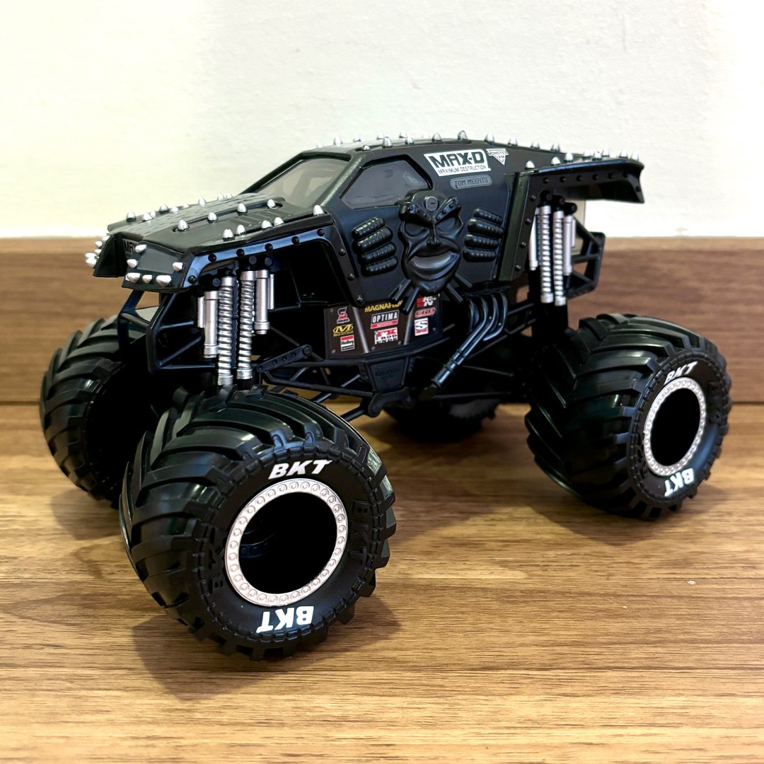 Monster Jam, Official Max-D (Black) Monster Truck, Collector Die-Cast ...