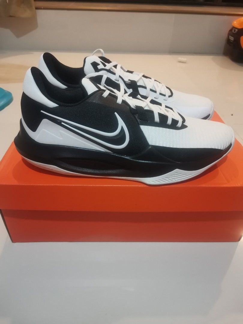 Nike Precision VI Panda, Men's Fashion, Footwear, Sneakers on Carousell