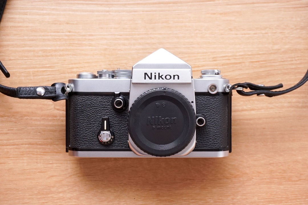 Nikon F2 + DE-1 eye level prism SLR film camera body ( Serviced ...