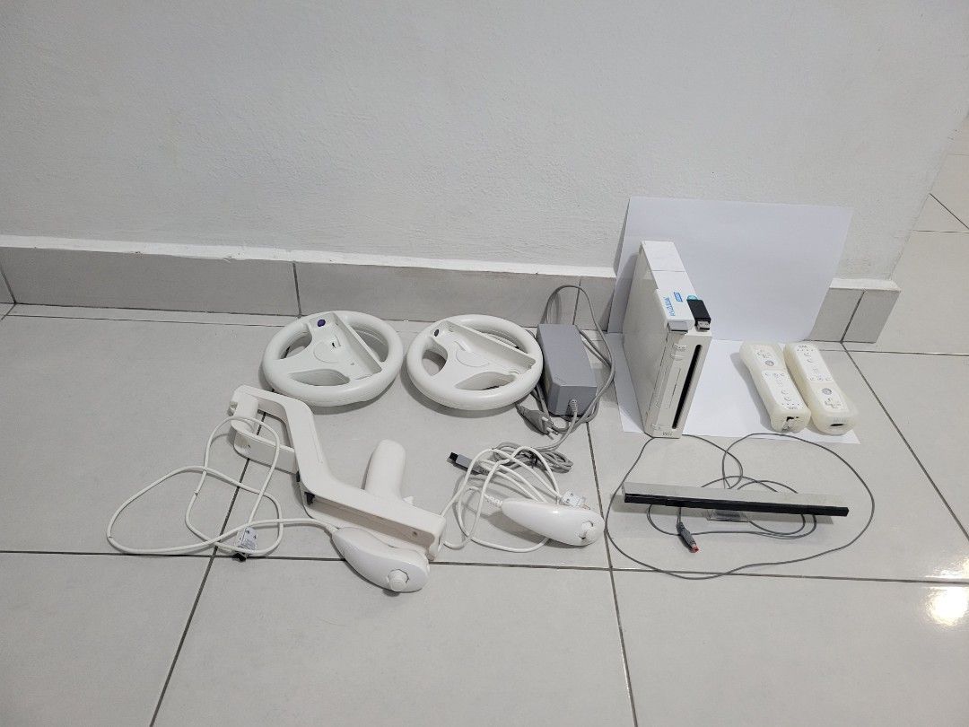 Nintendo Wii full set with free 20 games, Video Gaming, Video Games ...