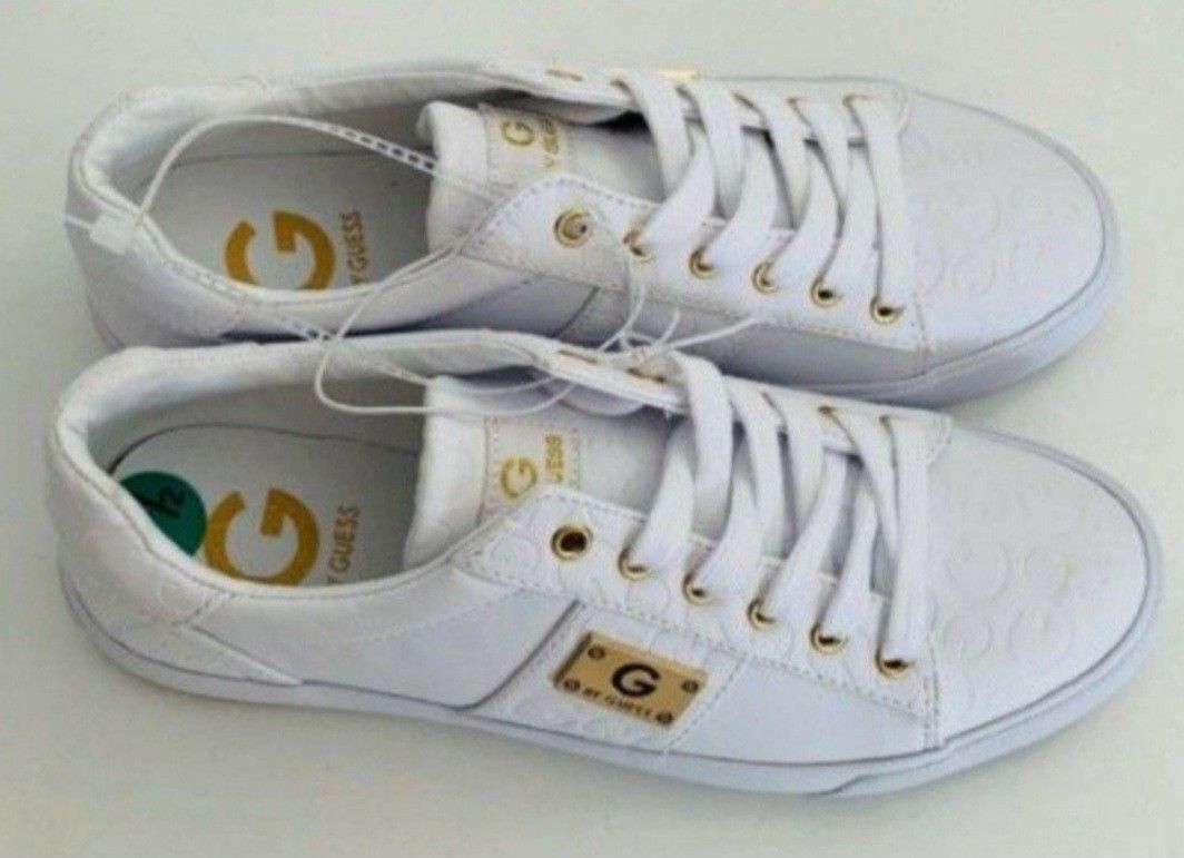 Original Guess Sneakers, Women's Fashion, Footwear, Sneakers on Carousell