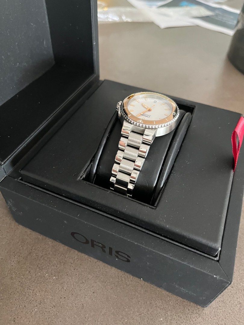 Oris Aquis Date yellow gold, Luxury, Watches on Carousell