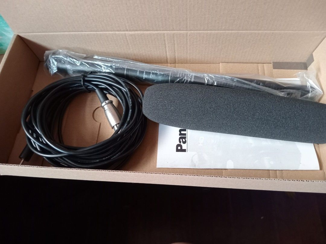 Panasonic EM-2800A Shotgun/Boom Microphone with free Andoer Handheld ...