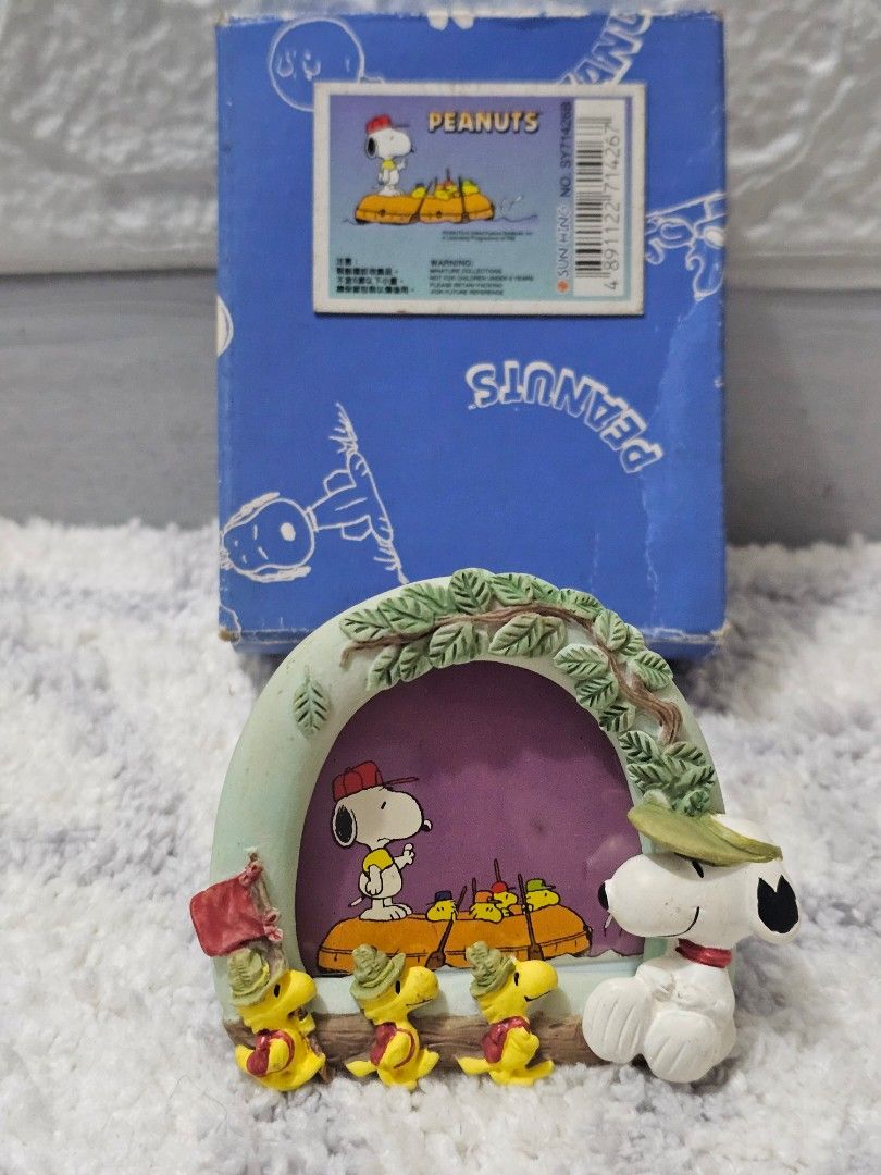 Peanuts Snoopy Mini Frame, Hobbies & Toys, Memorabilia & Collectibles ...