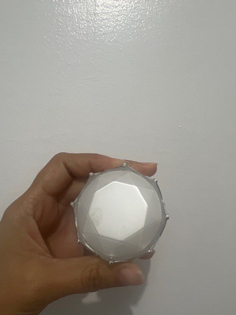 PNZ collagen sunscreen SPF50 PA+++, Beauty & Personal Care, Face, Makeup on Carousell