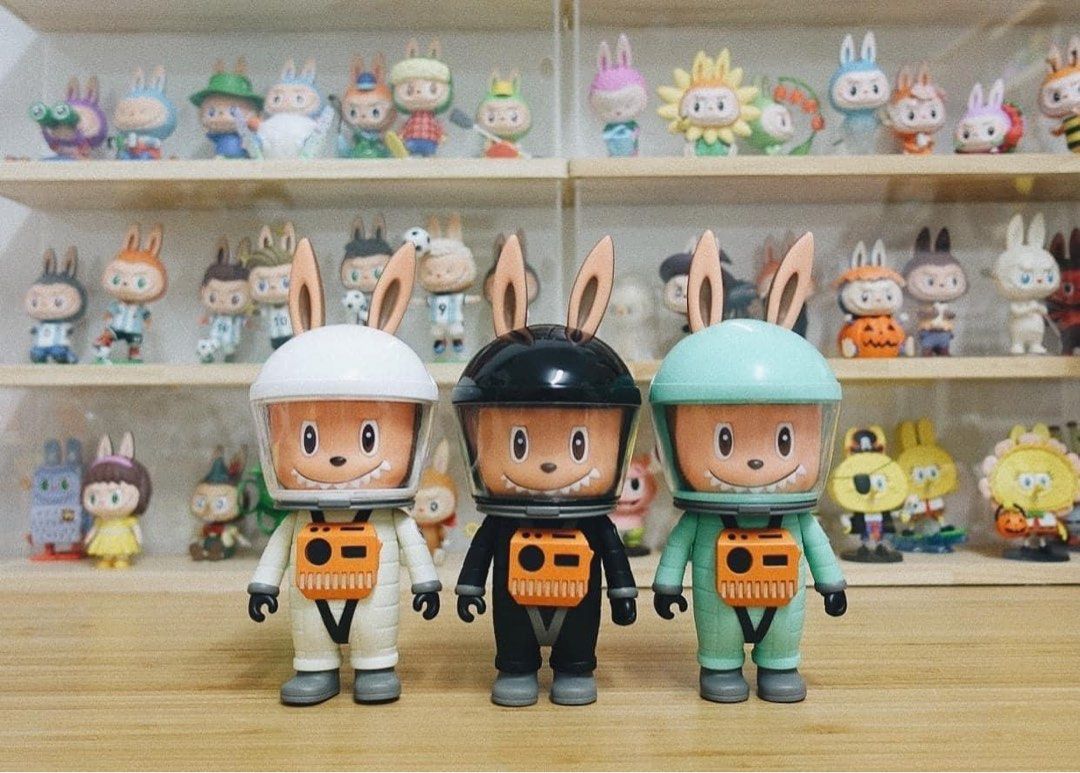 Popmart: Labubu Astronaut, Hobbies & Toys, Toys & Games on Carousell