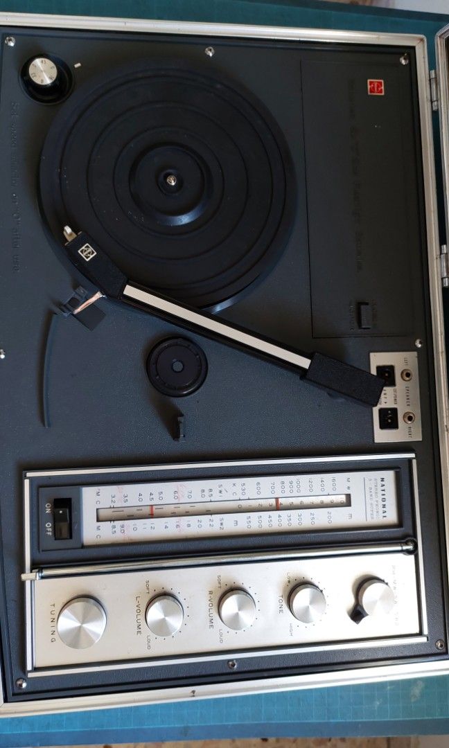 Portable Battery Operated Record Player, Audio, Portable Music Players ...