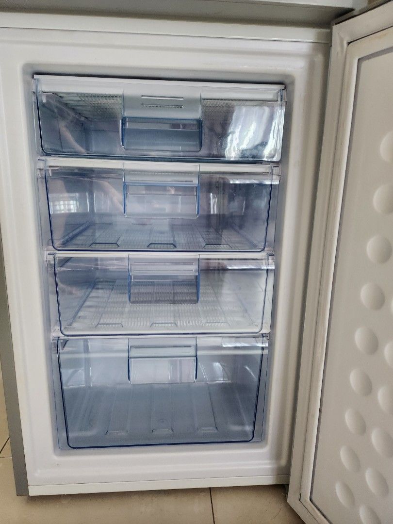 Powerpac 90L Chest Freezer, TV & Home Appliances, Kitchen Appliances ...