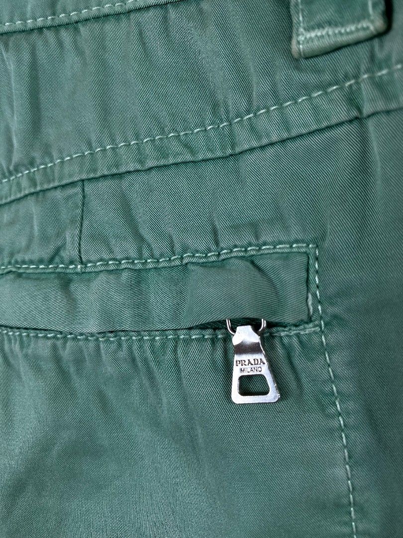 Prada Detail Zipper Capri Pants, Luxury, Apparel on Carousell