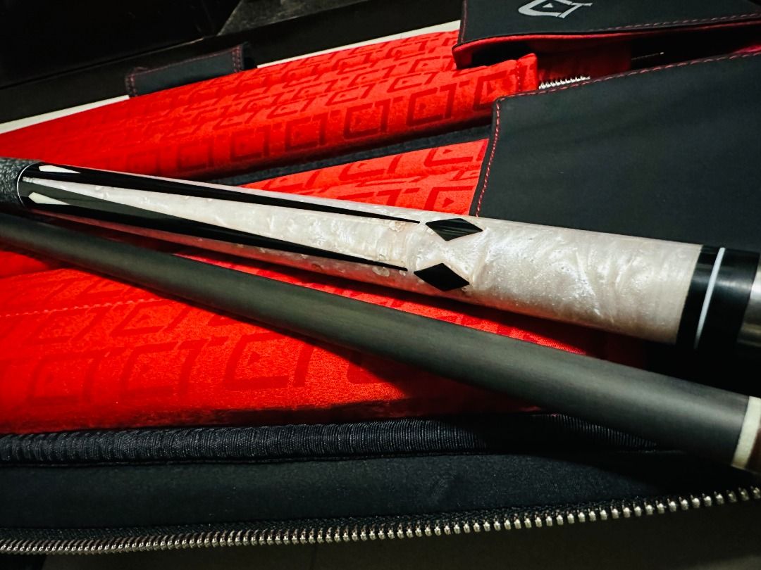 Predator Revo 12.9 with Custom Butt by Cues Master, Sports Equipment ...