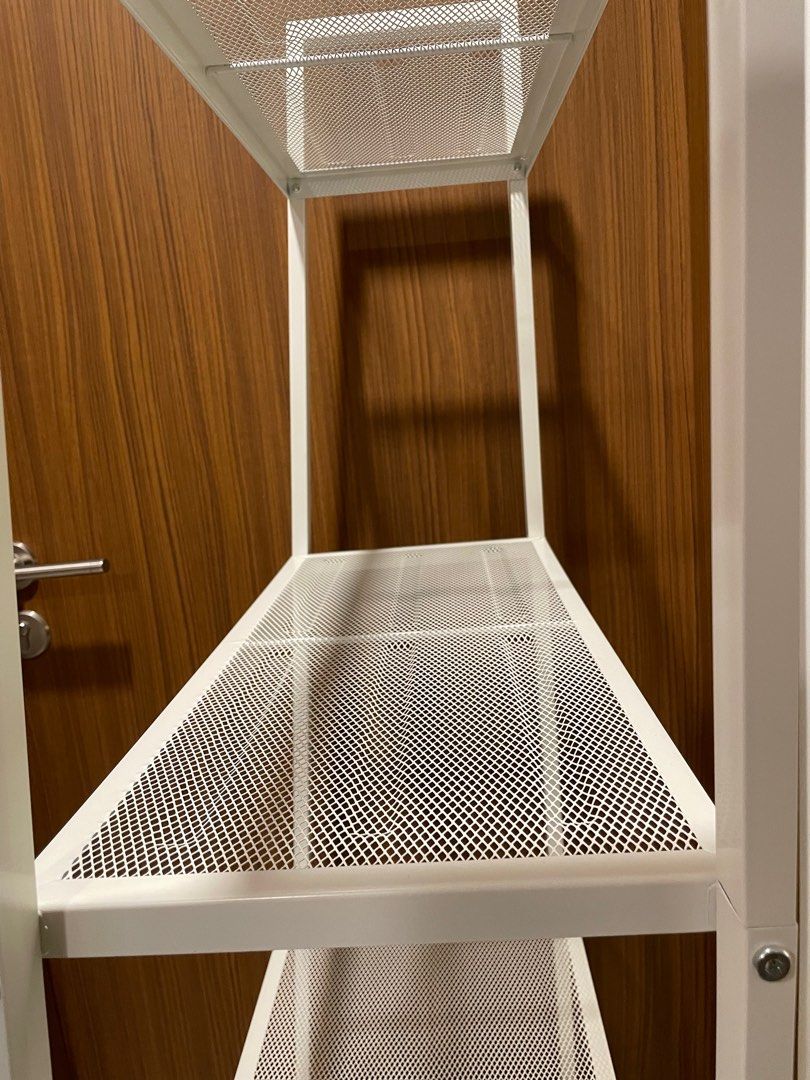 Preloved Modern Shelf, Furniture & Home Living, Furniture, Shelves ...