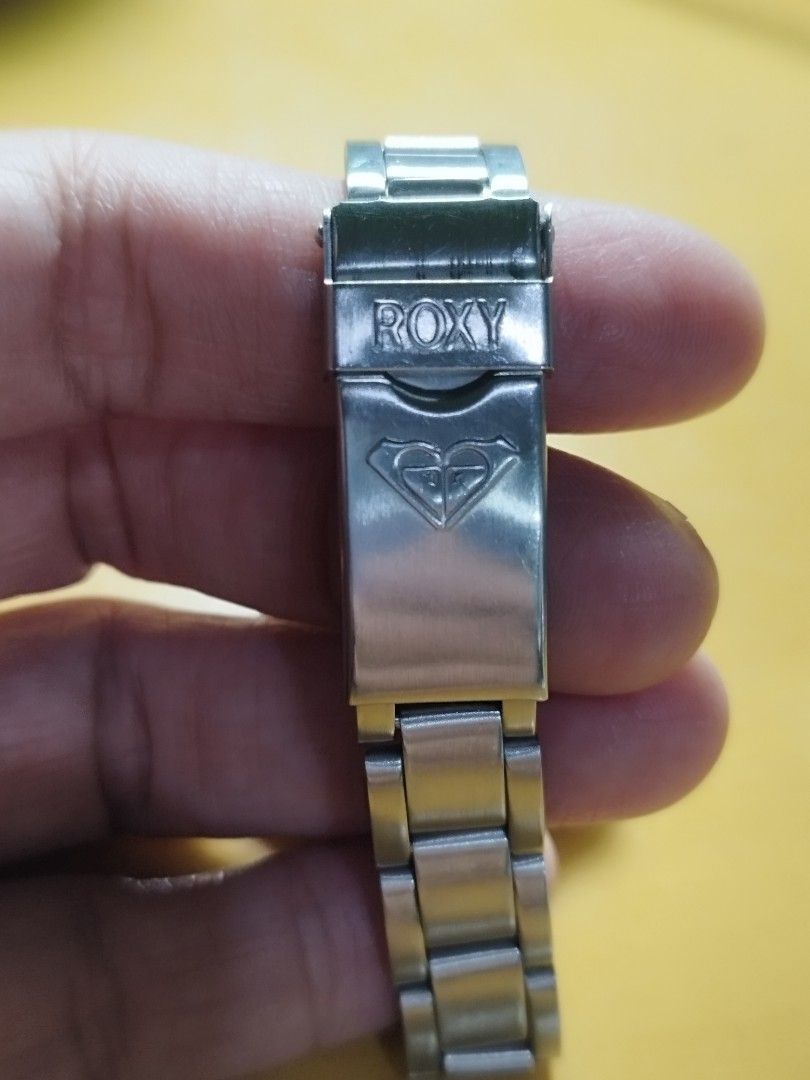 ROXY QUICKSILVER Ladies Diver Watch RX 1000, Luxury, Watches on Carousell