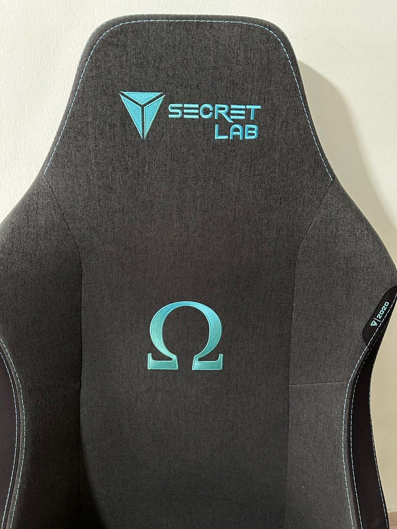 Secret lab Chair, Furniture & Home Living, Furniture, Chairs on Carousell