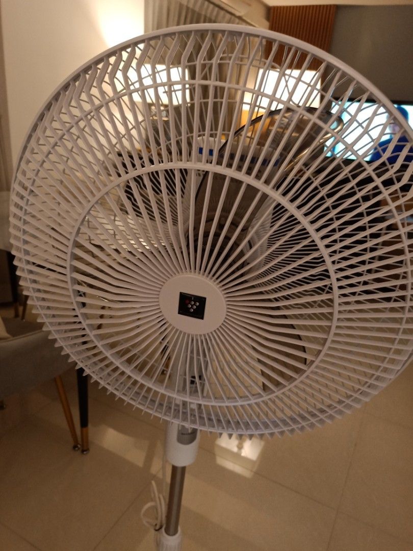 Sharp Ion plasmacluster fan, Furniture & Home Living, Lighting & Fans ...