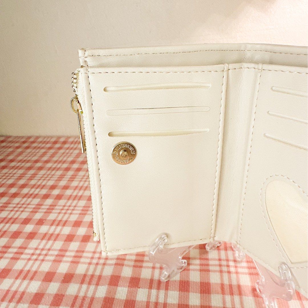 Sinsay Beige Bifold Wallet, Women's Fashion, Bags & Wallets, Wallets ...