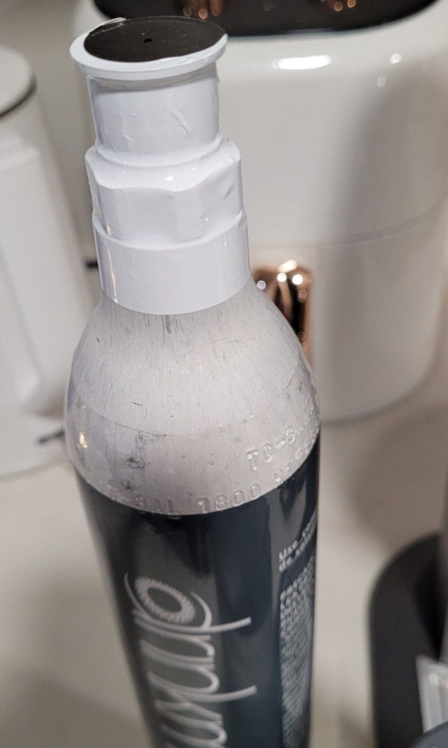 Sodastream with bottle and gas tank, TV & Home Appliances, Kitchen ...