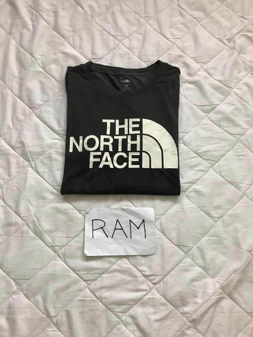 TNF Flashdry Tee (with 3D Mountain Background), Men's Fashion, Tops ...