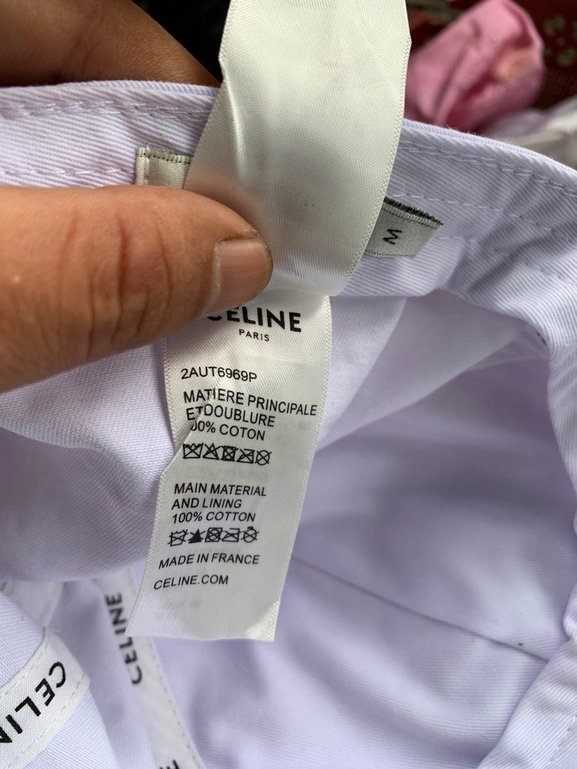 topi celine bukan versace bukan channel, Fesyen Pria, Aksesoris, Topi ...