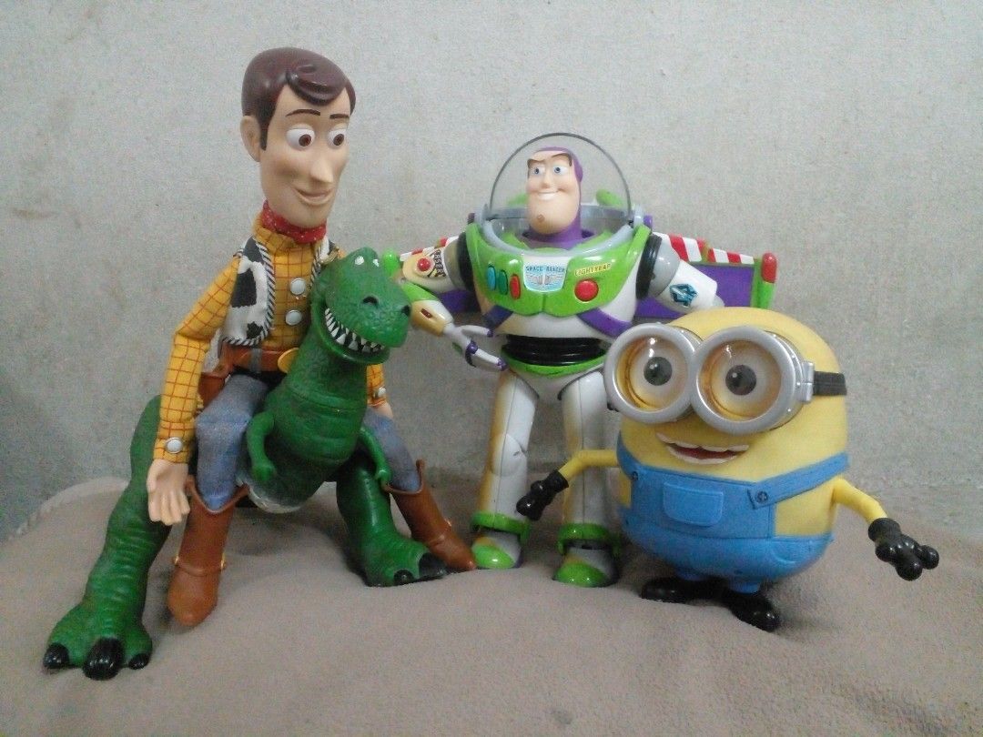 Toy story n minions incredible set thinkway
