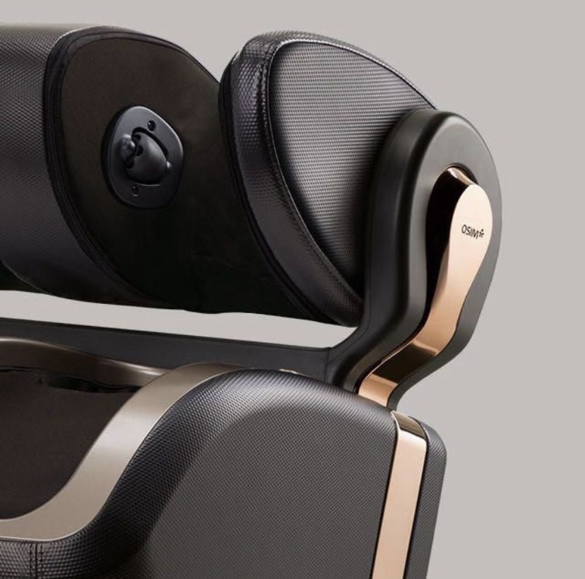 Unopened box Osim new design foot massager squeez 3, Health & Nutrition ...