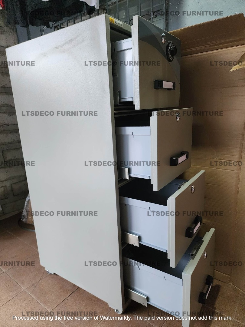 VAULT OFFICE PARTITION, Furniture & Home Living, Office Furniture ...