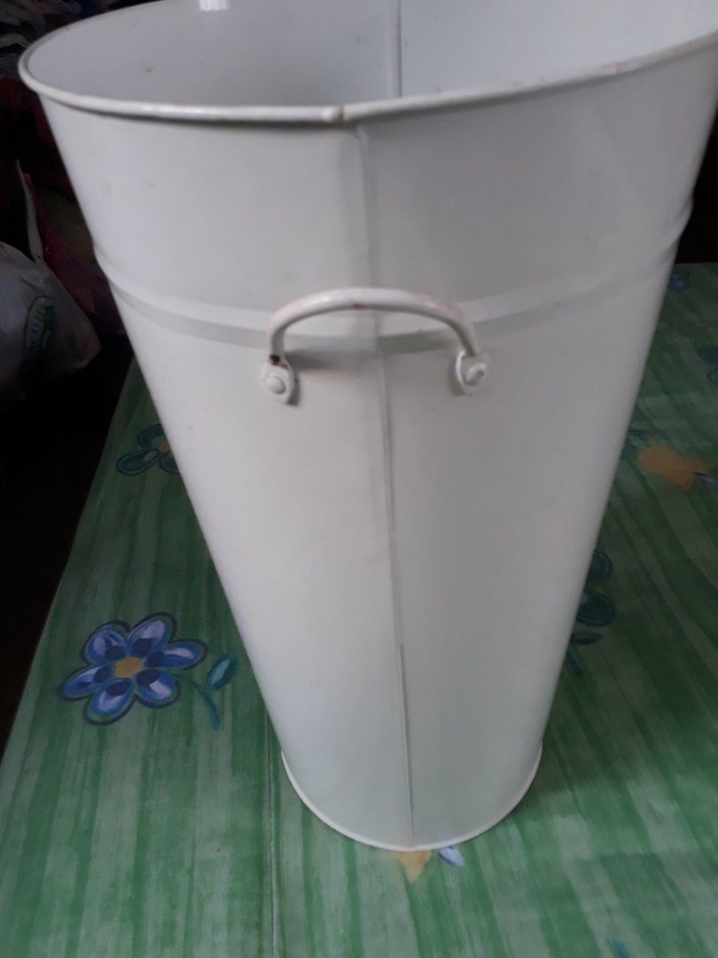 White Metal Container., Hobbies & Toys, Memorabilia & Collectibles ...