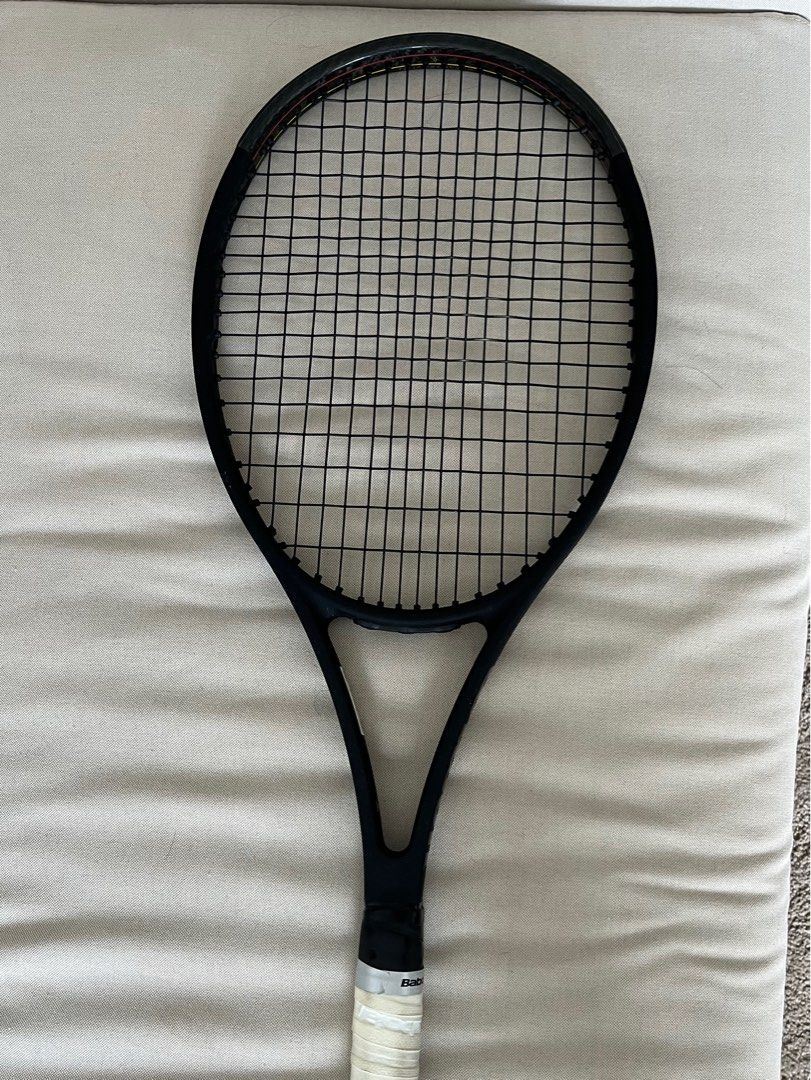 Wilson Pro Staff v13, Sports Equipment, Sports & Games, Racket & Ball Sports on Carousell