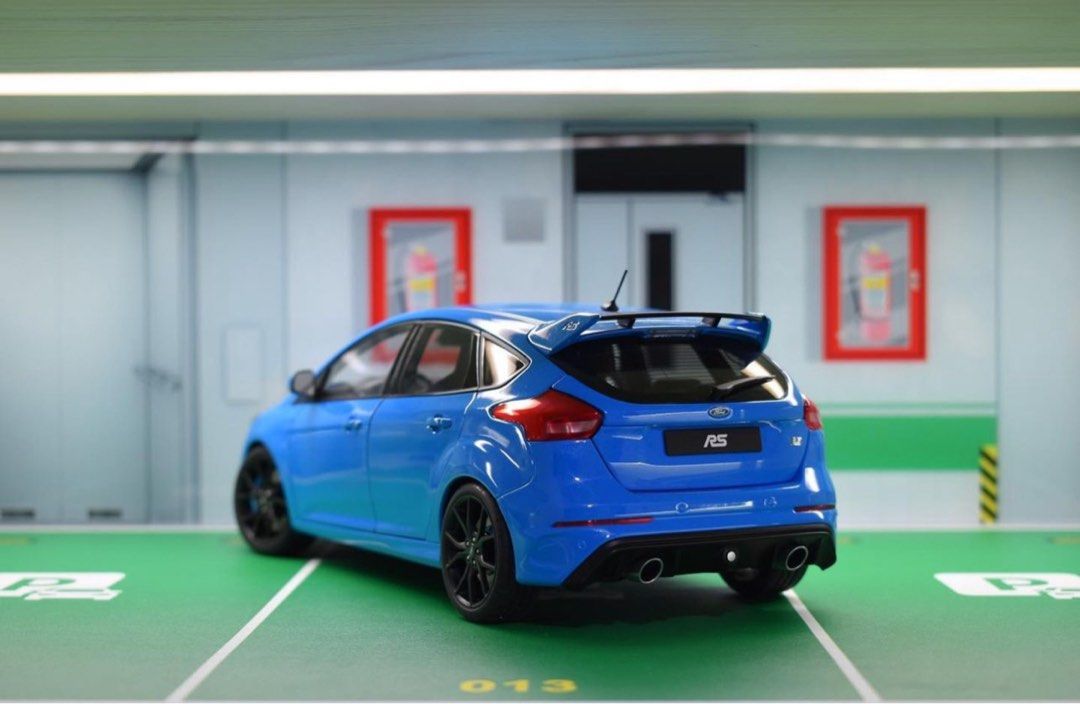 1/18 Autoart Ford Focus RS diecast car model, Hobbies & Toys, Toys ...