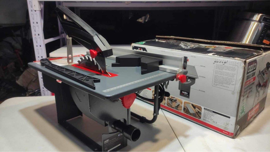 800W Table Saw, Commercial & Industrial, Construction Tools & Equipment ...