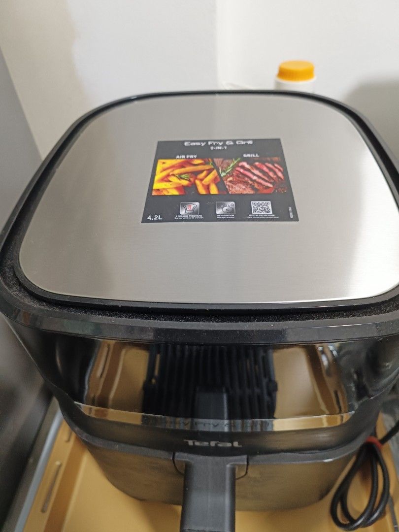 Airfryer, TV & Home Appliances, Kitchen Appliances, Fryers on Carousell