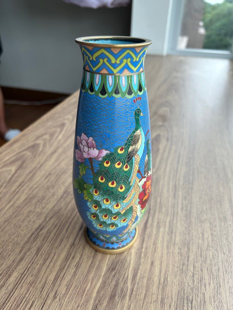 Antique vase, Hobbies & Toys, Memorabilia & Collectibles, Vintage ...