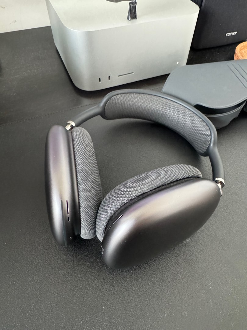 Apple Airpods Max - Space Grey, Audio, Headphones & Headsets on Carousell