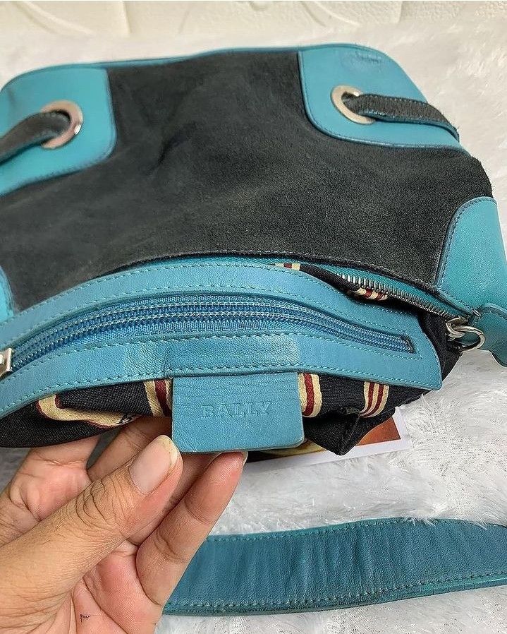 BALLY MADE IN ITALY FULL KULIT ASLI, Fesyen Wanita, Tas & Dompet di ...