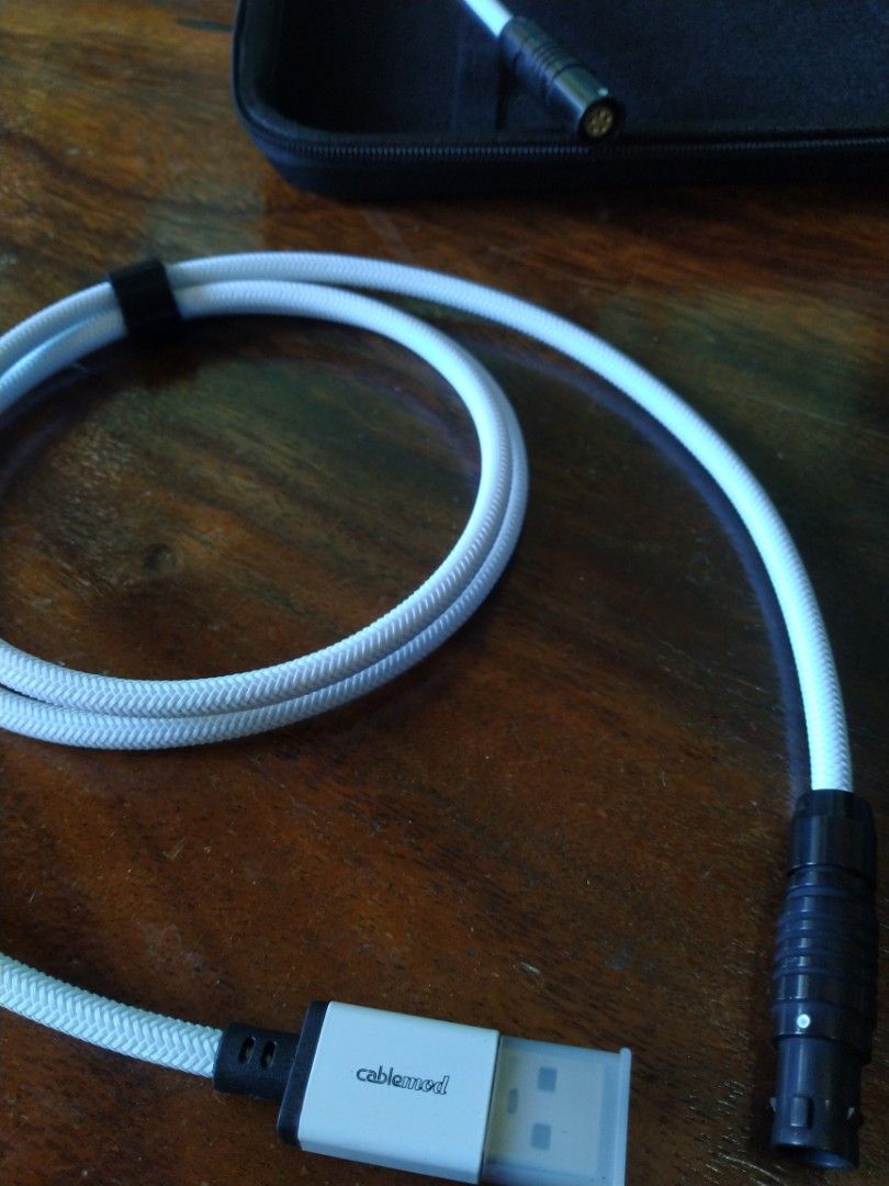 Cablemod custom keyboard cable, Computers & Tech, Parts & Accessories ...