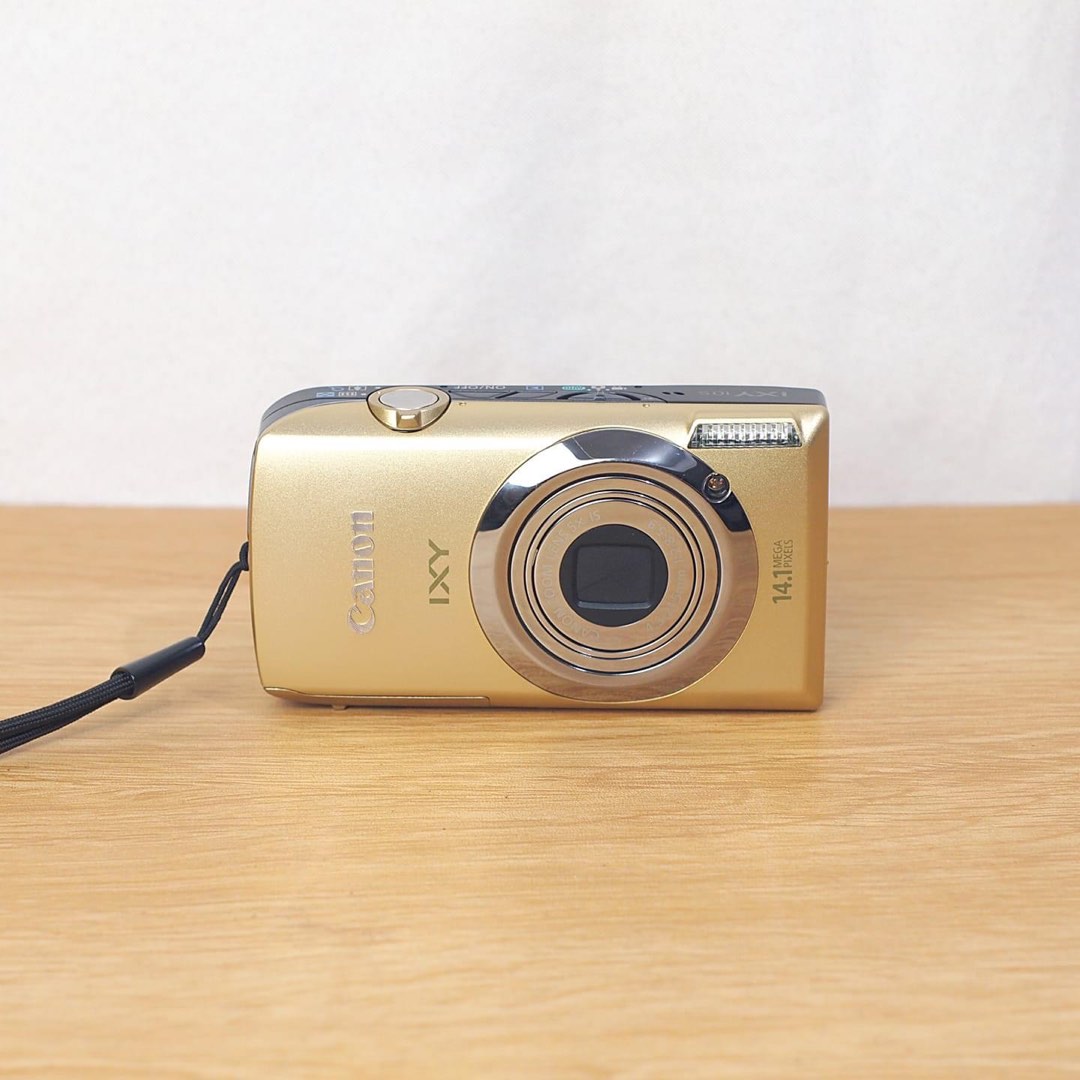Canon Ixy 10S Digital Camera, Photography, Cameras on Carousell
