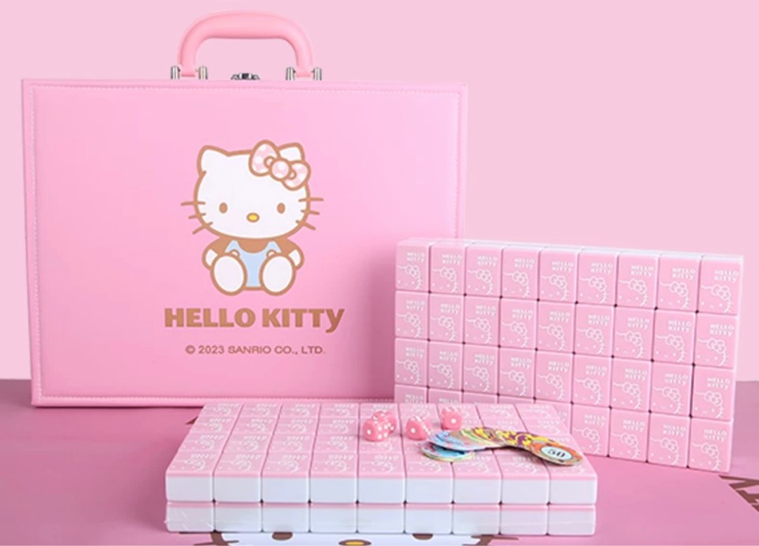 Christmas Present Sanrio Hello Kitty Mahjong Set 2023 Edition 156 Tiles ...
