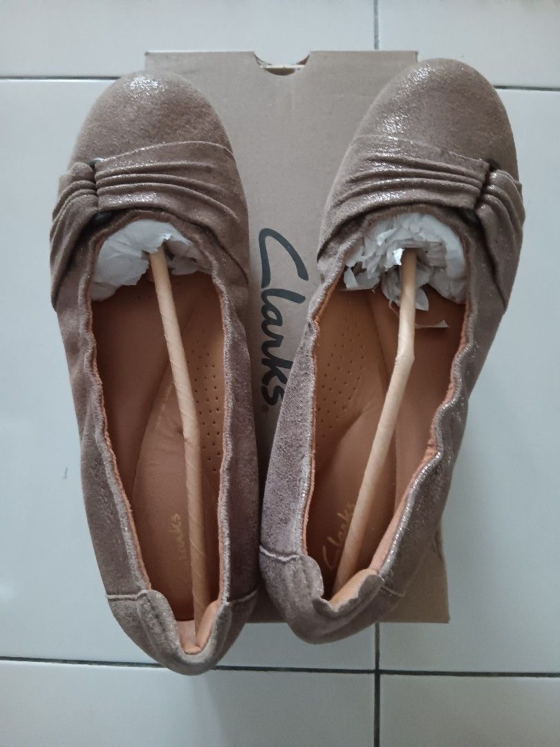 Clarks Rena Step Bronze, Luxury, Sneakers & Footwear on Carousell