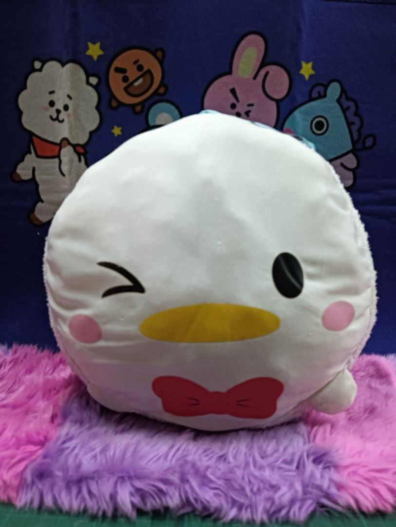 Donald duck Macaron, Hobbies & Toys, Toys & Games on Carousell