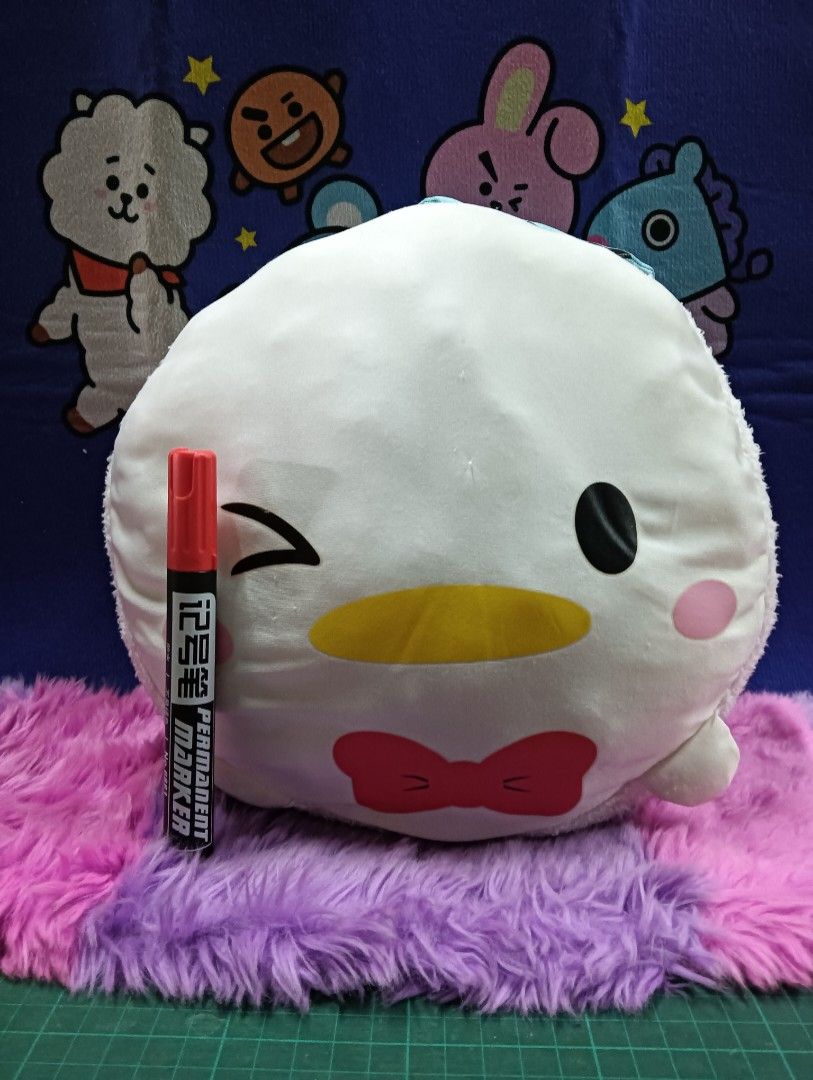 Donald duck Macaron, Hobbies & Toys, Toys & Games on Carousell