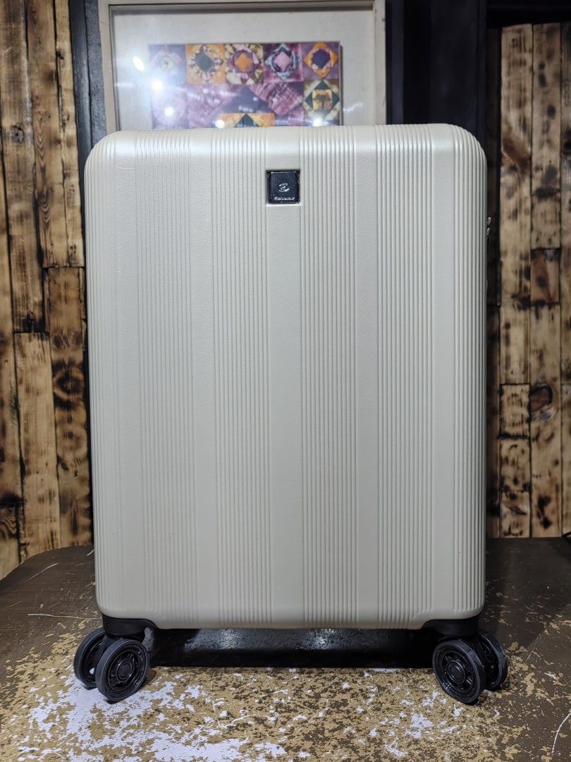 ECHOLAC : JAPAN IMPORT LUGGAGE : SMALL MALETA, Hobbies & Toys, Travel ...