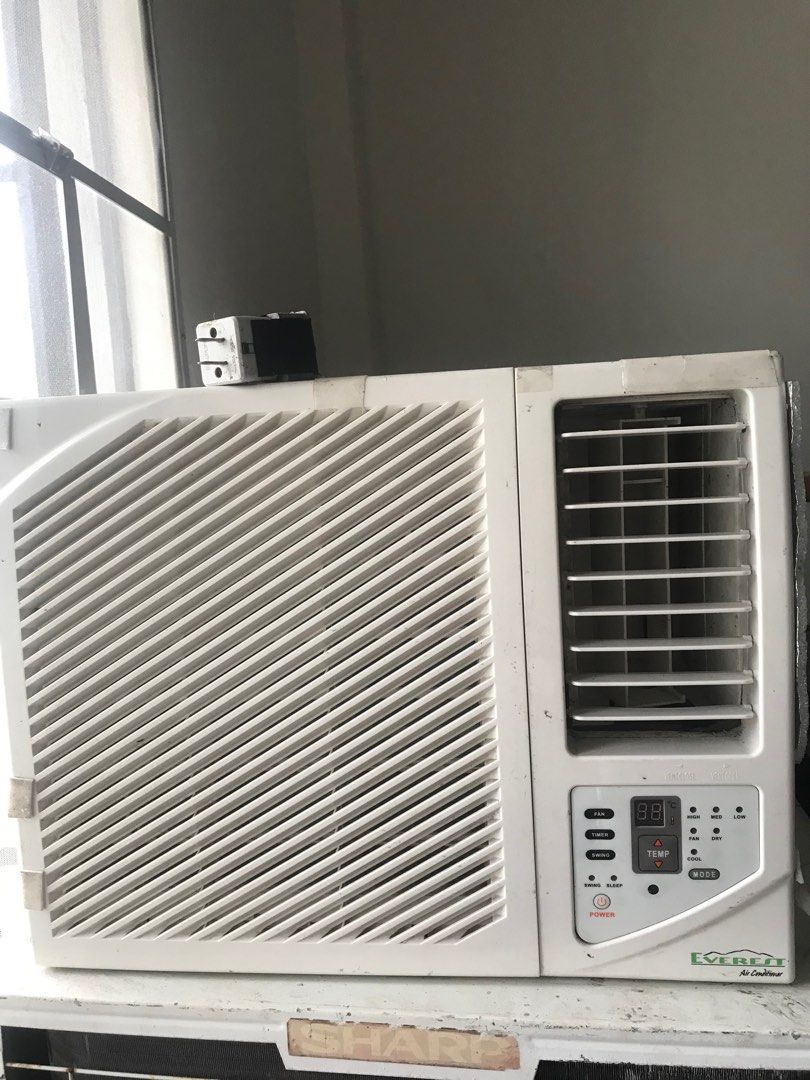 Everest Window Type Aircon, TV & Home Appliances, Air Conditioning and ...