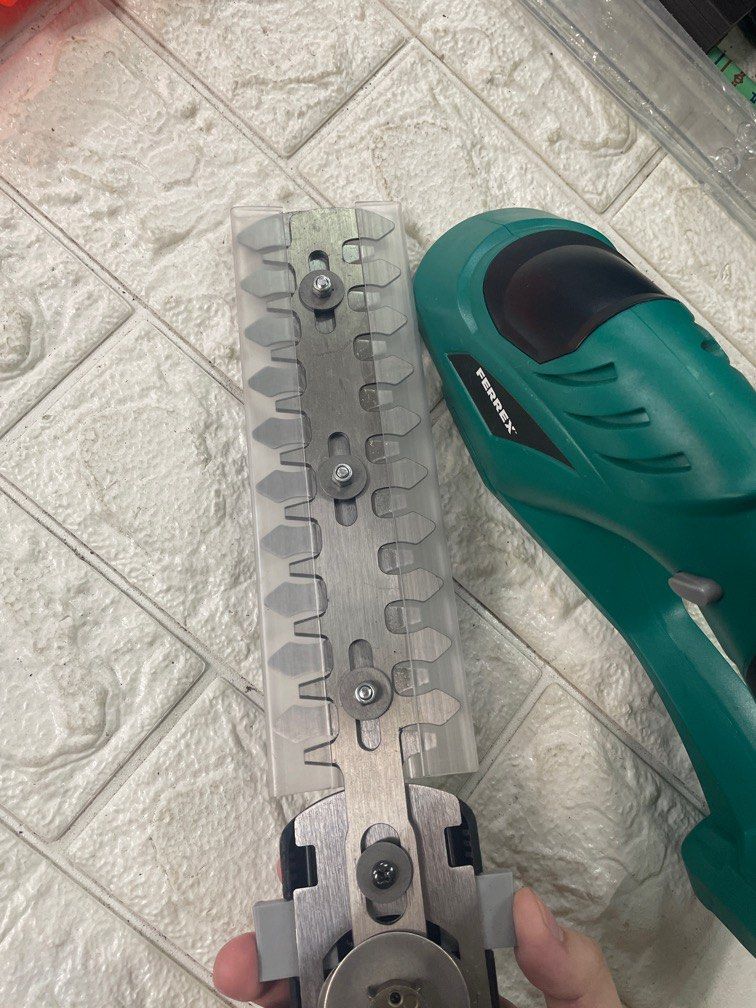 Ferrex Cordless Garden Mini Trimmer, Furniture & Home Living, Gardening ...