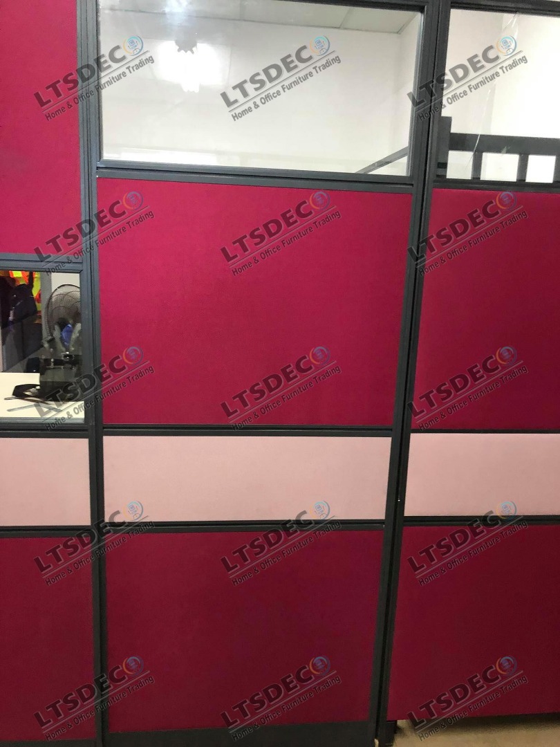 FLOOR TO CEILING HIGH PANEL WITH WINDOW OFFICE FURNITURE AND PARTITION ...