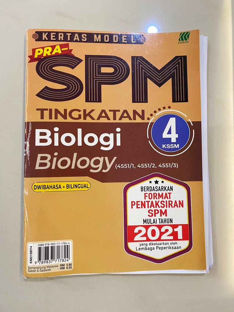 FORM 4 KSSM BIOLOGY REVISION Books with ANSWERS, Hobbies & Toys, Books ...