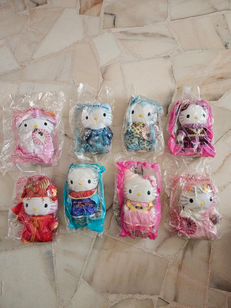 Hello kitty & dear Daniel plushies, Hobbies & Toys, Toys & Games on ...