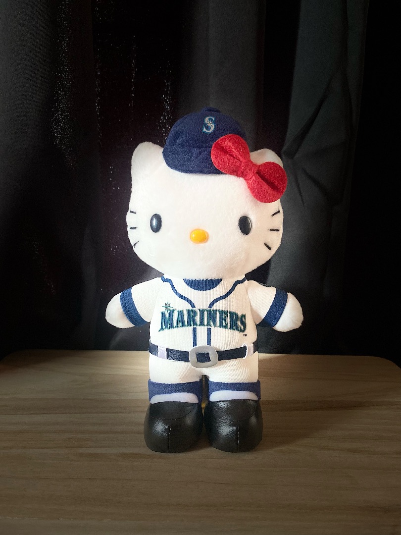 Hello Kitty Mariners, Hobbies & Toys, Toys & Games on Carousell